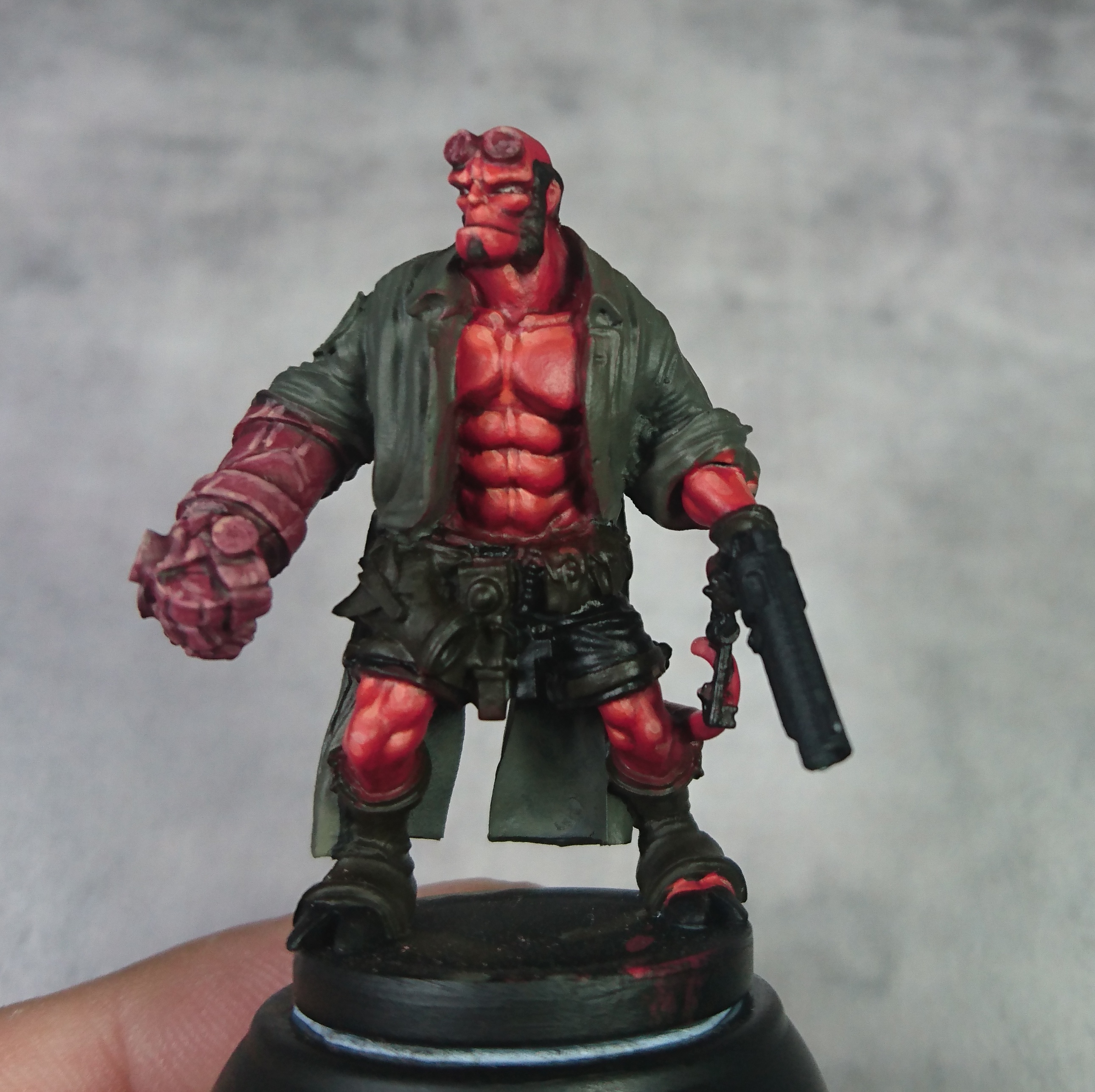 Painting HELLBOY - Skin and Fist | Creative